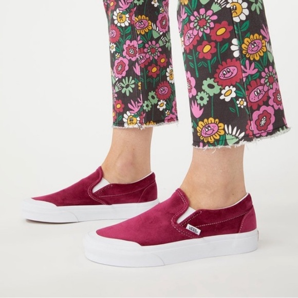 Vans | Shoes | Vans Maroondark Red Velvet Slip On Shoes Barley Worn ...